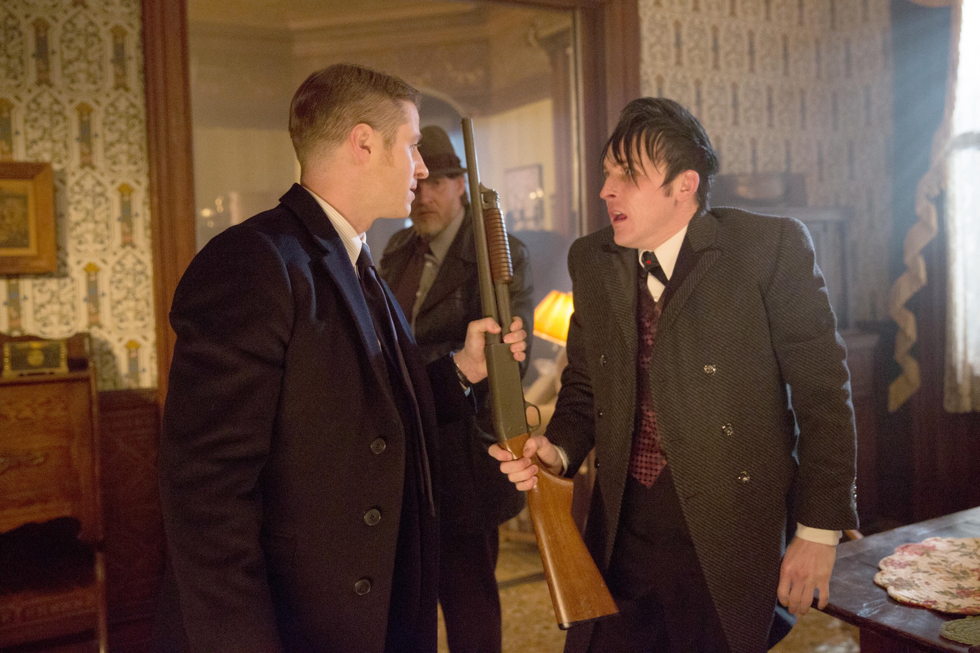 Gotham Recap: “Everyone Has a Cobblepot”