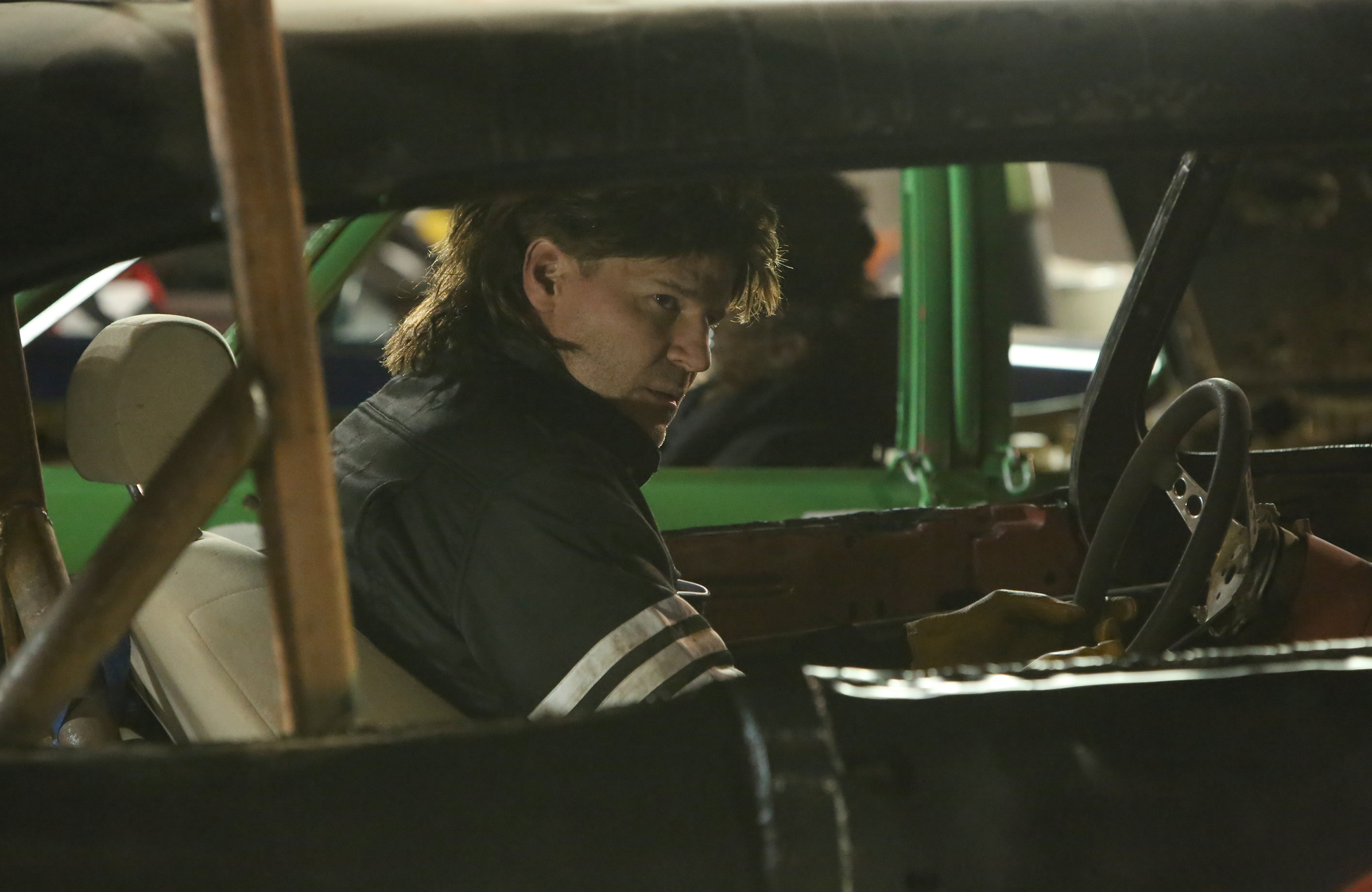 Bones Photo Preview: Undercover One More Time!