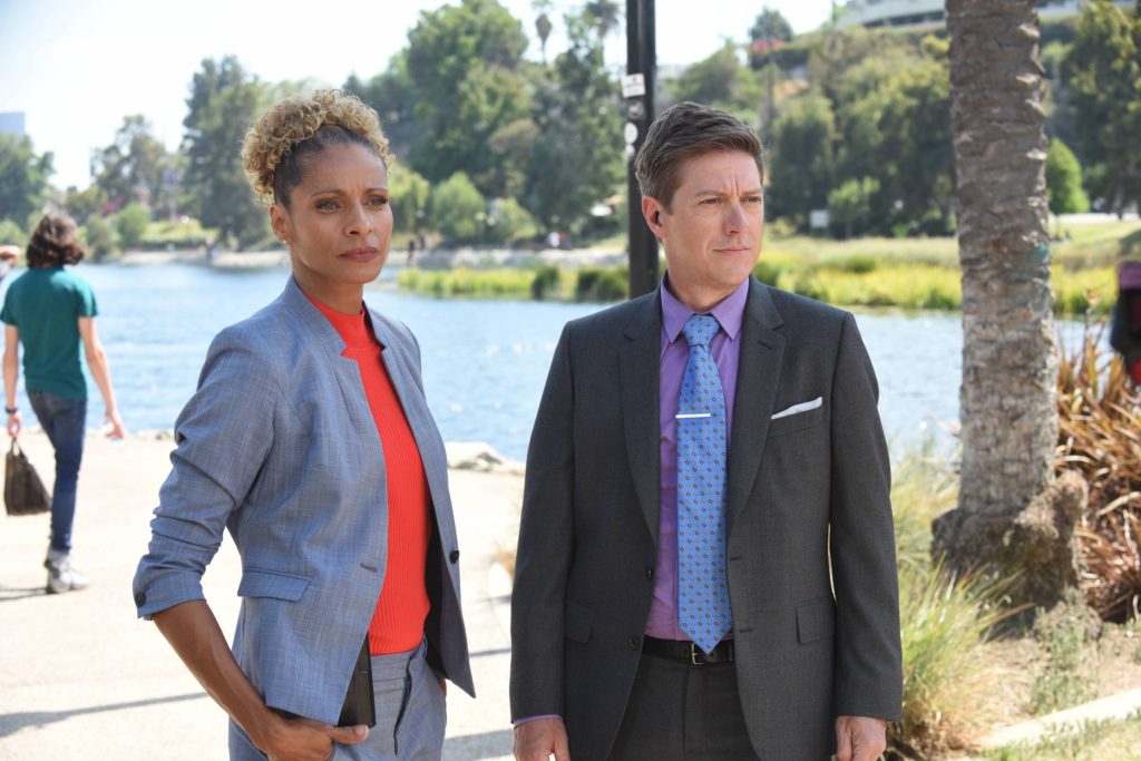 Preview — Lethal Weapon Season 2 Episode 4: Flight Risk