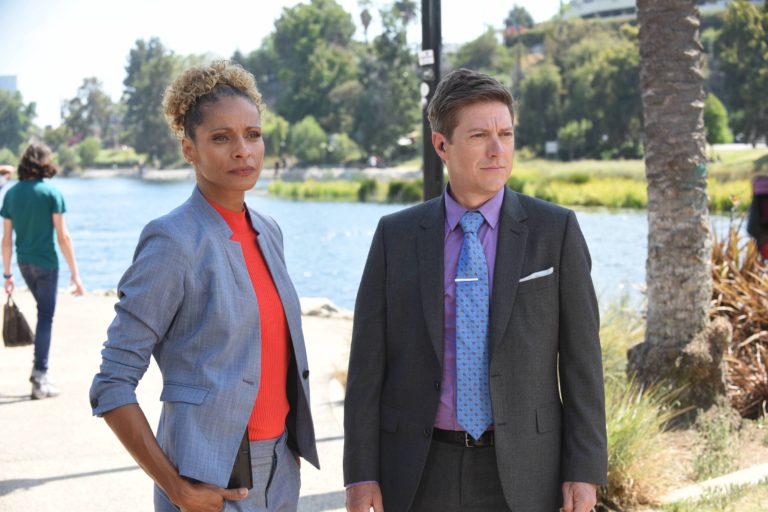 Preview — Lethal Weapon Season 2 Episode 4: Flight Risk