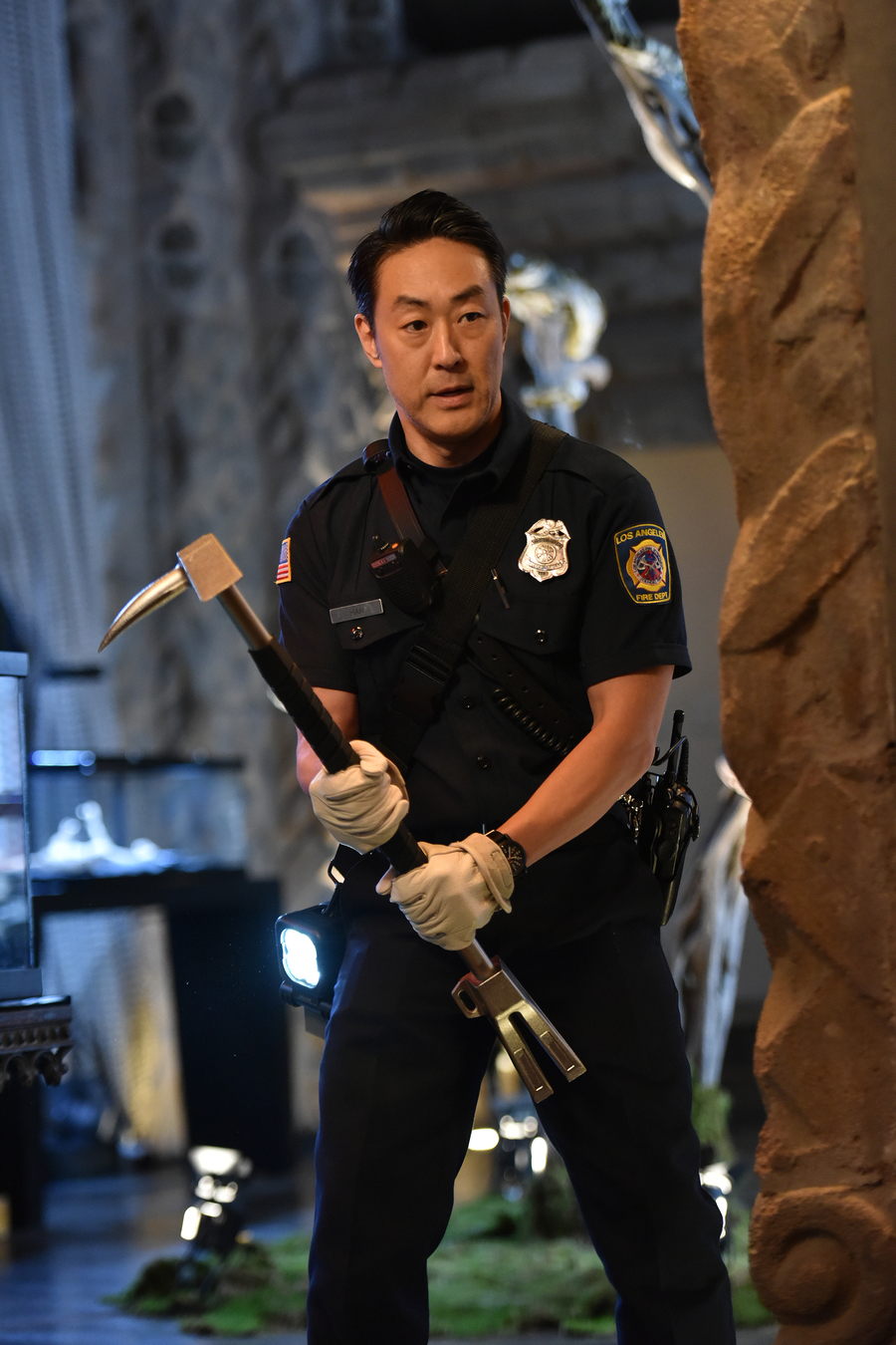 9-1-1 Review: Stuck (Season 2 Episode 4)