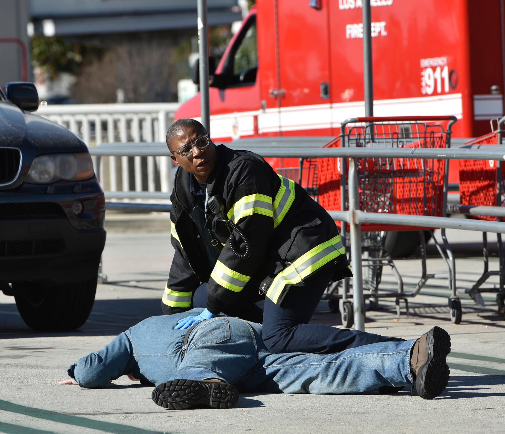 9-1-1 Season 1 Episode 3 Next of Kin | Tell-Tale TV