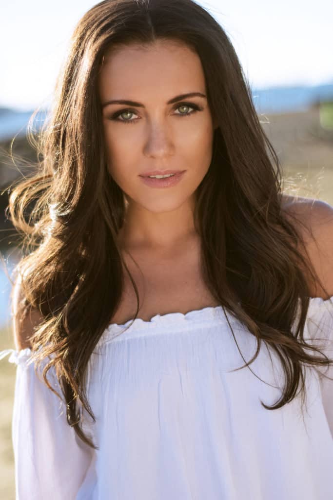 Laura Mitchell Talks ‘Harry and Meghan: A Royal Romance’ [Exclusive ...