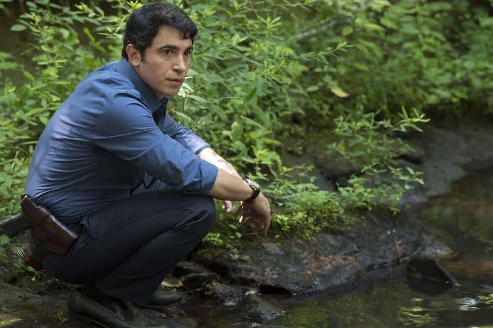 Sharp Objects Review: Dirt (Season 1 Episode 2)