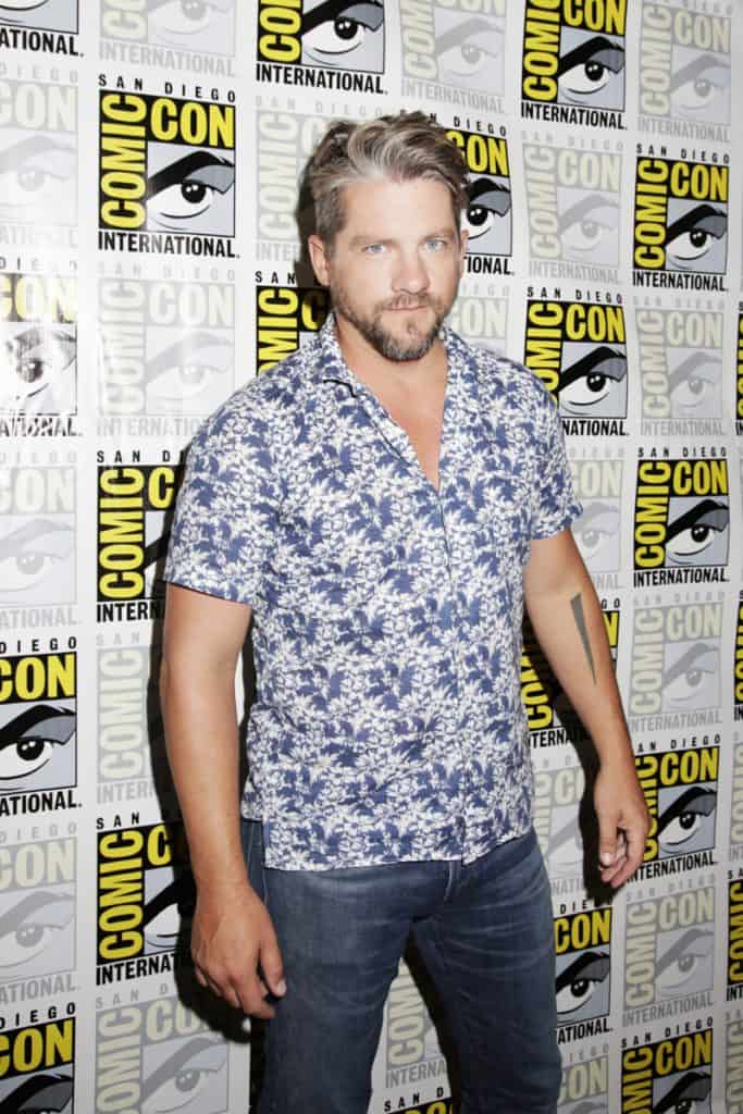 Zachary Knighton and Stephen Hill on Rebooting ‘Magnum P.I.’ [Video]