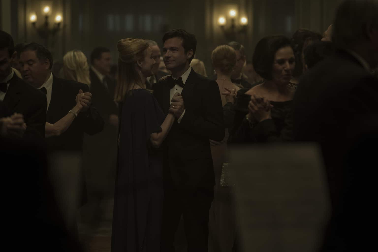 Ozark Season 2 Episode 1 – Jason Bateman as Martin ‘Marty’ Byrde, Laura ...