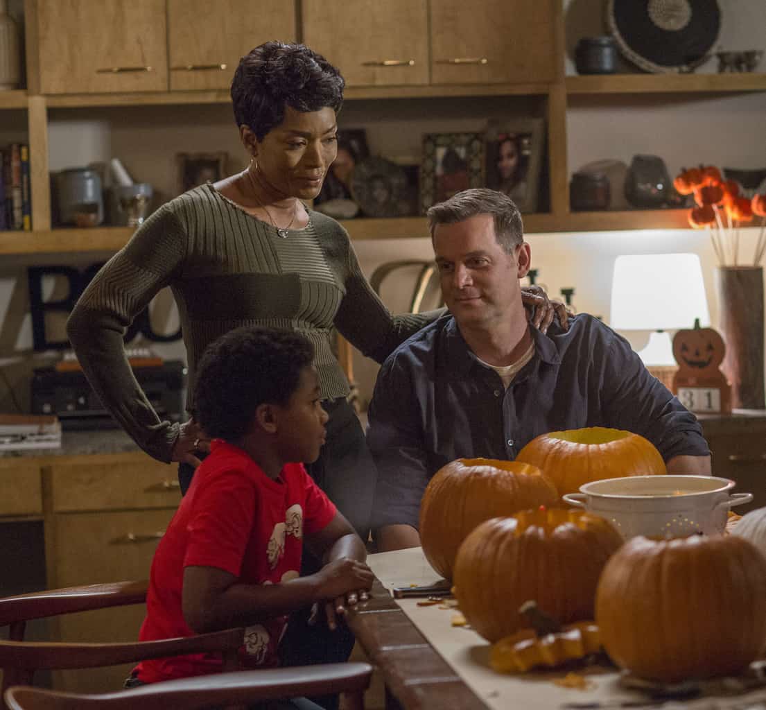 Preview — 9-1-1 Season 2 Episode 7: Haunted