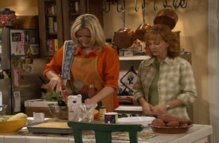 20 Thanksgiving TV Episodes to Enjoy During the Holiday