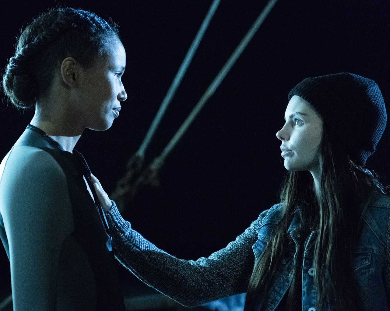 Siren Review: Leverage (Season 2 Episode 8)