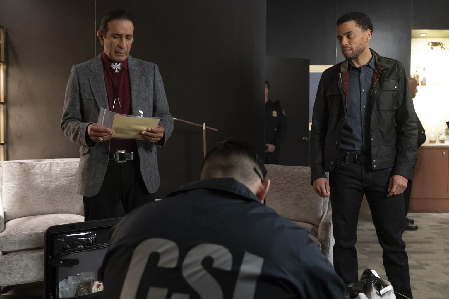 Preview – Stumptown Season 1 Episode 1: Forget it Dex, It’s Stumptown