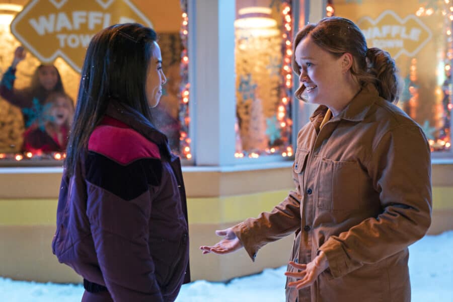 Let It Snow Review: A Holiday Hit with Serious ‘Love Actually’ Vibes