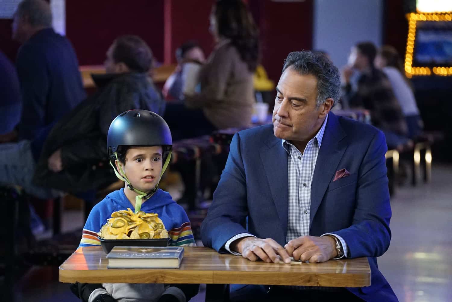Preview — Single Parents Season 2 Episode 9: A Place Where Men Can Be Men