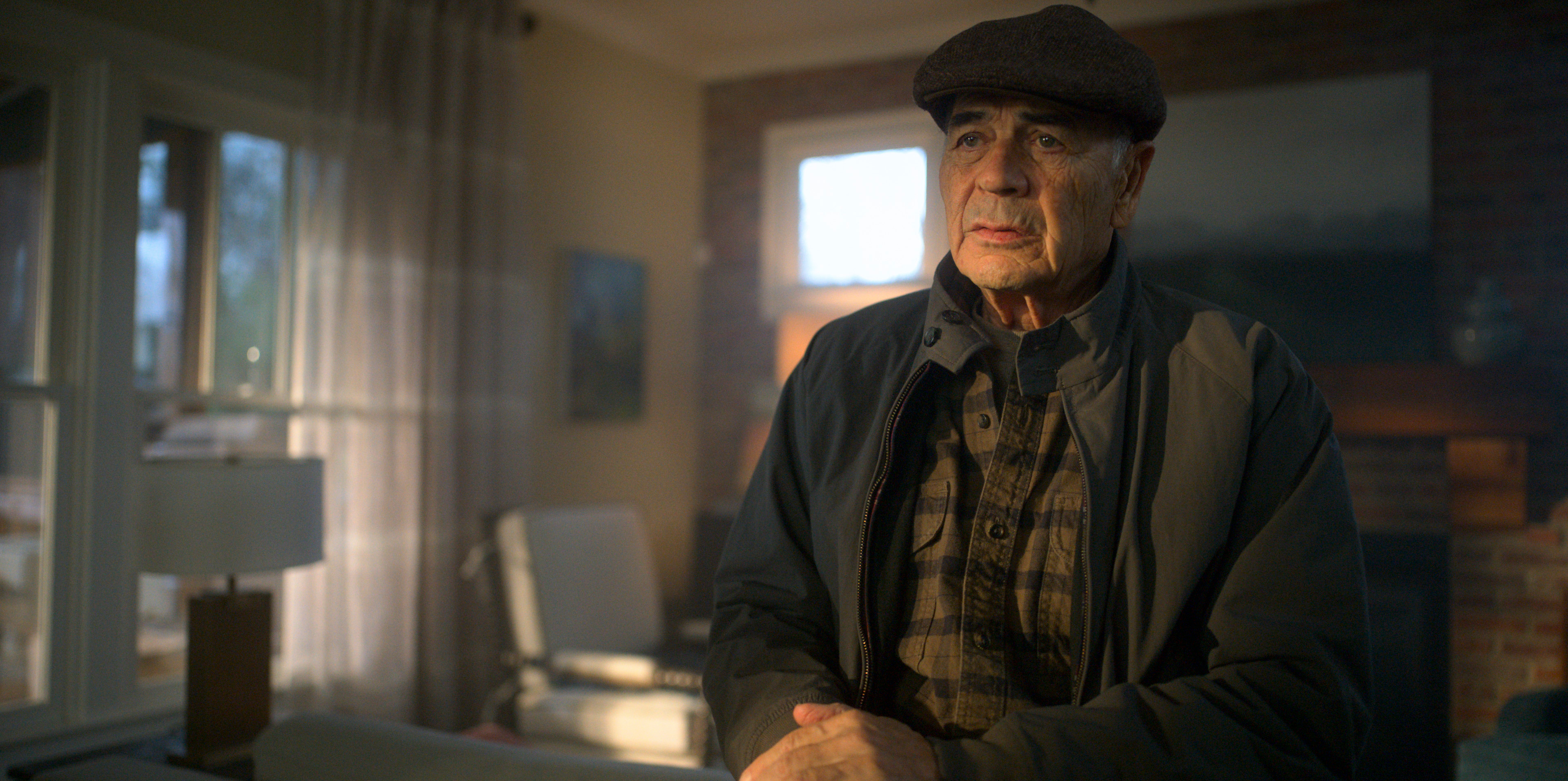 Amazing Stories Review: Dynoman and the Volt (Season 1 Episode 3)