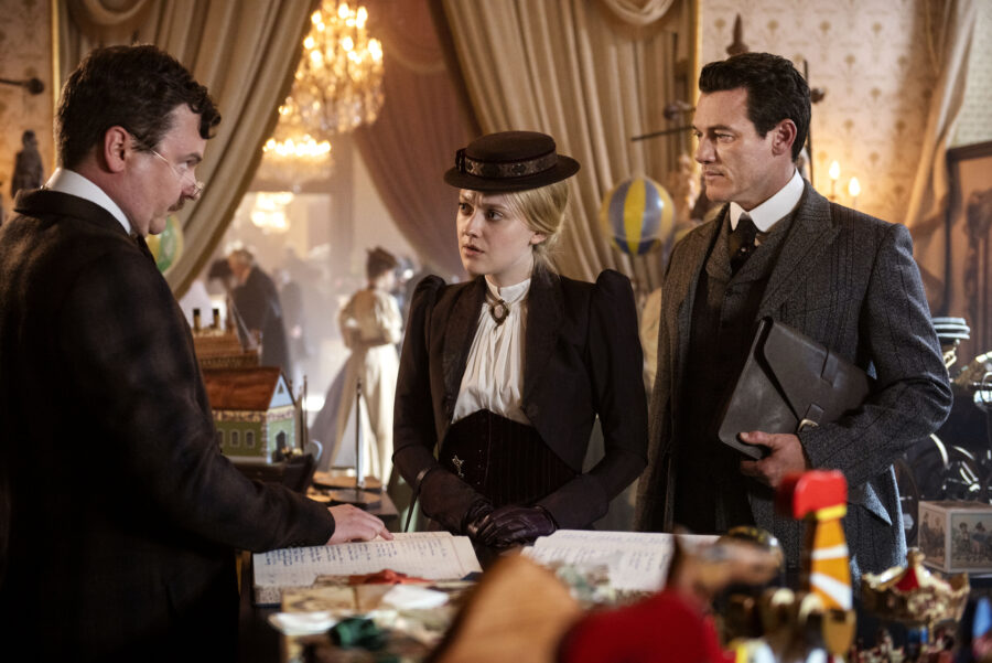 The Alienist: Angel of Darkness Review: Something Wicked (Season 2 ...