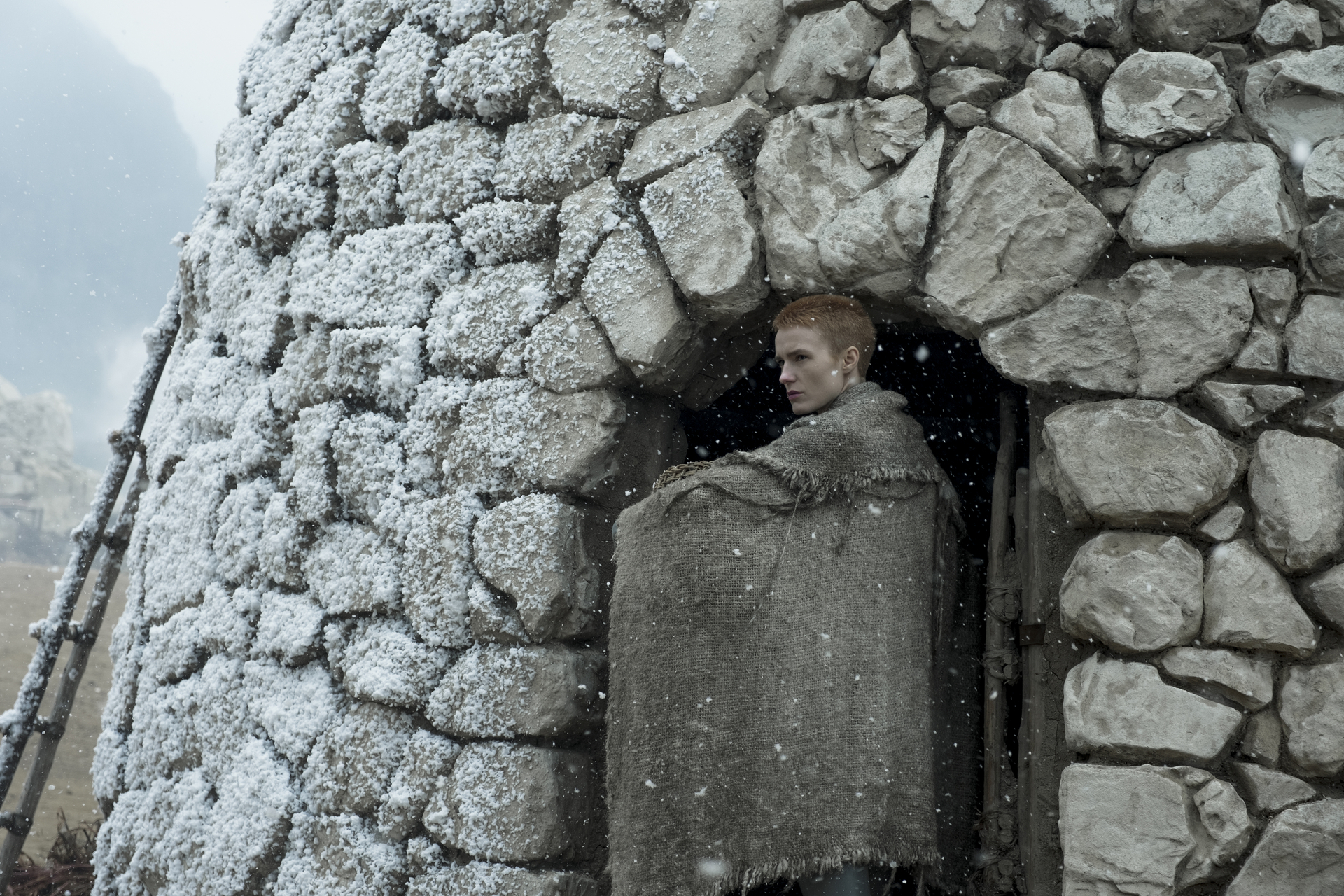 Raised by Wolves Review: Raised by Wolves (Season 1 Episode 1)