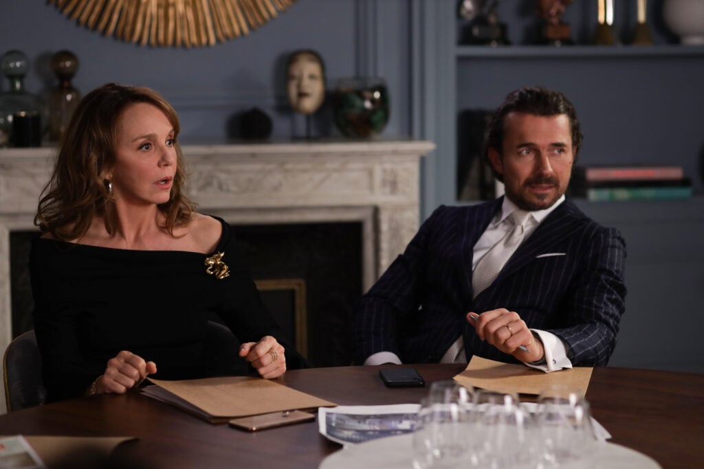 Emily in Paris Season 1 Review: All Sugar, No Substance