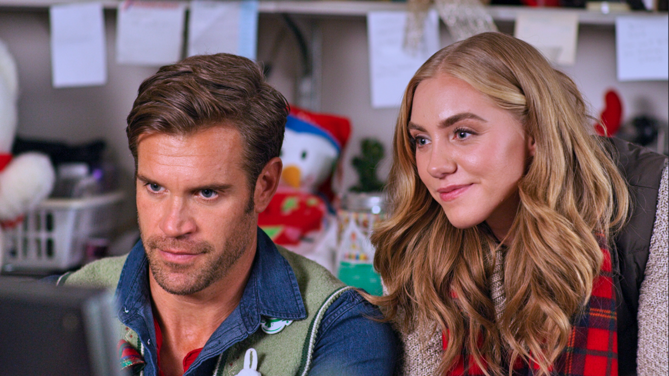 Get an Exclusive First Look at UPtv’s ‘Mistletoe Magic’