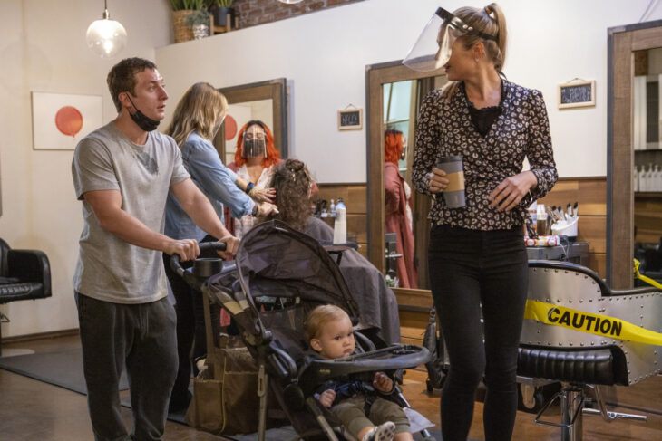 Preview — Shameless Season 11 Episode 1: This is Chicago!