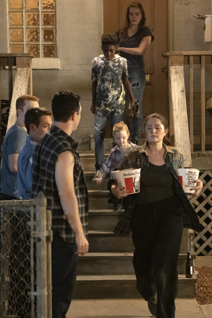 Preview — Shameless Season 11 Episode 1: This is Chicago!