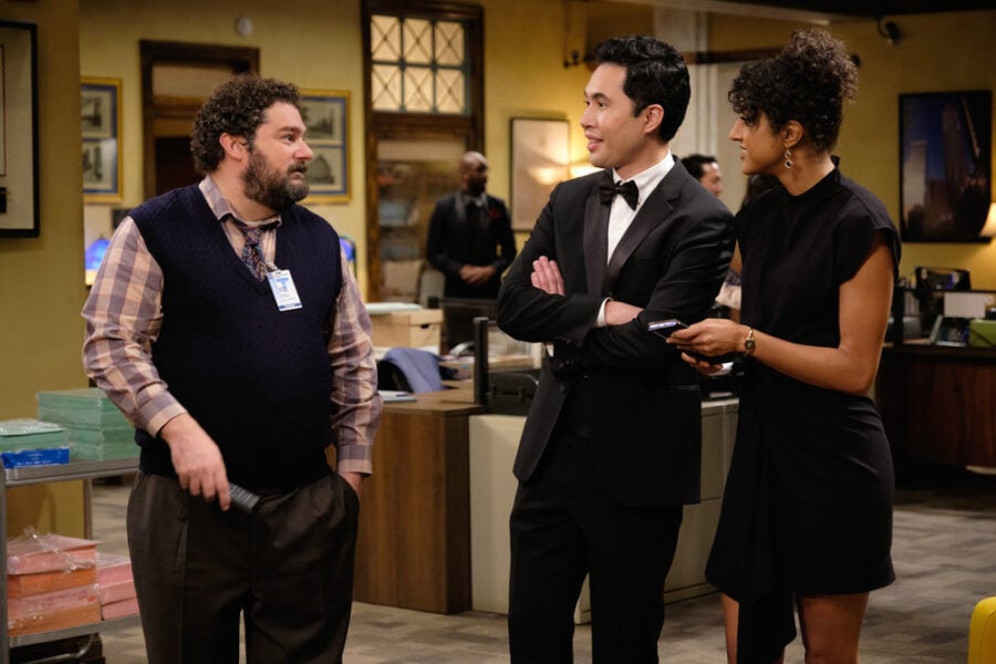 Mr. Mayor Series Premiere Review: Pilot/Mayor’s Day Out (Season 1 ...