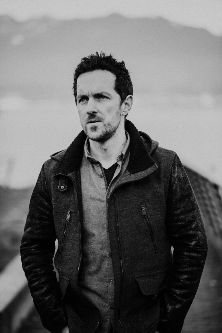 Jason McKinnon Talks ‘Firefly Lane’ and Sean’s Biggest Life Choices ...