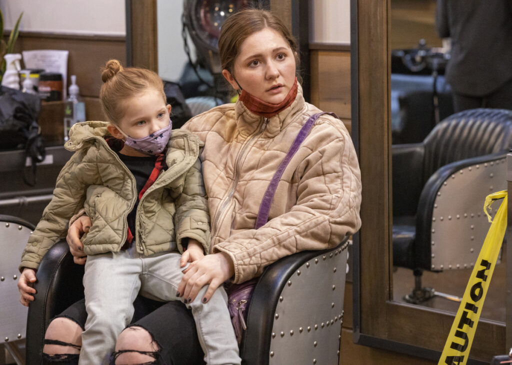 Preview — Shameless Season 11 Episode 11: The Fickle Lady is Calling it ...