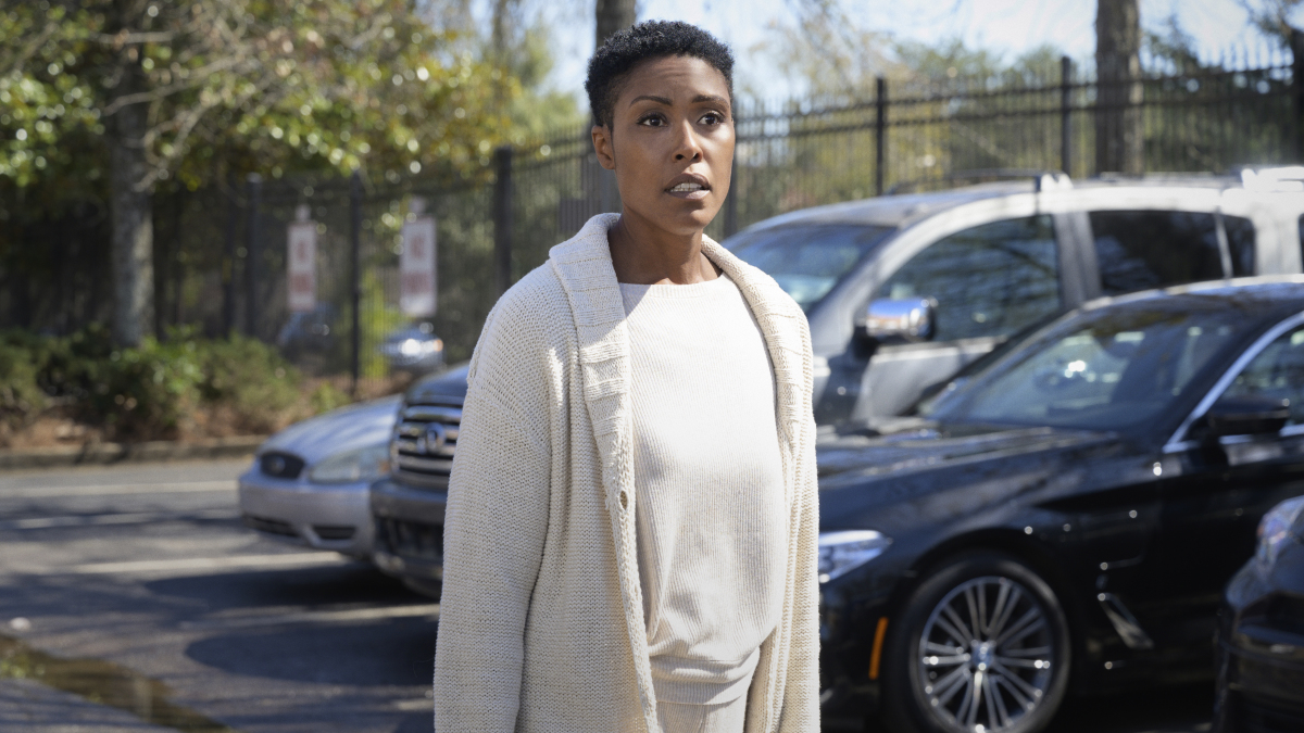 Black Lightning Review: The Book of Reunification: Chapter One (Season ...