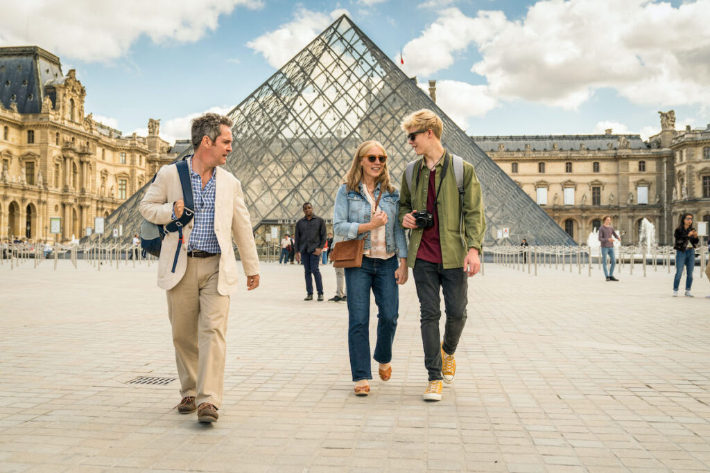 Us Review: Episode 1 (Season 1 Episode 1)