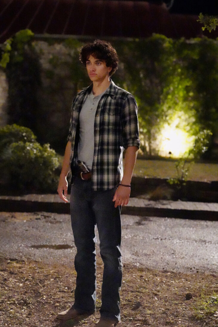 Preview — Walker Season 1 Episode 13: Defend the Ranch