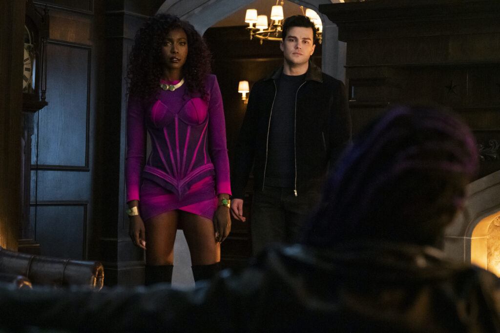 Titans Review: Lady Vic (Season 3 Episode 6)