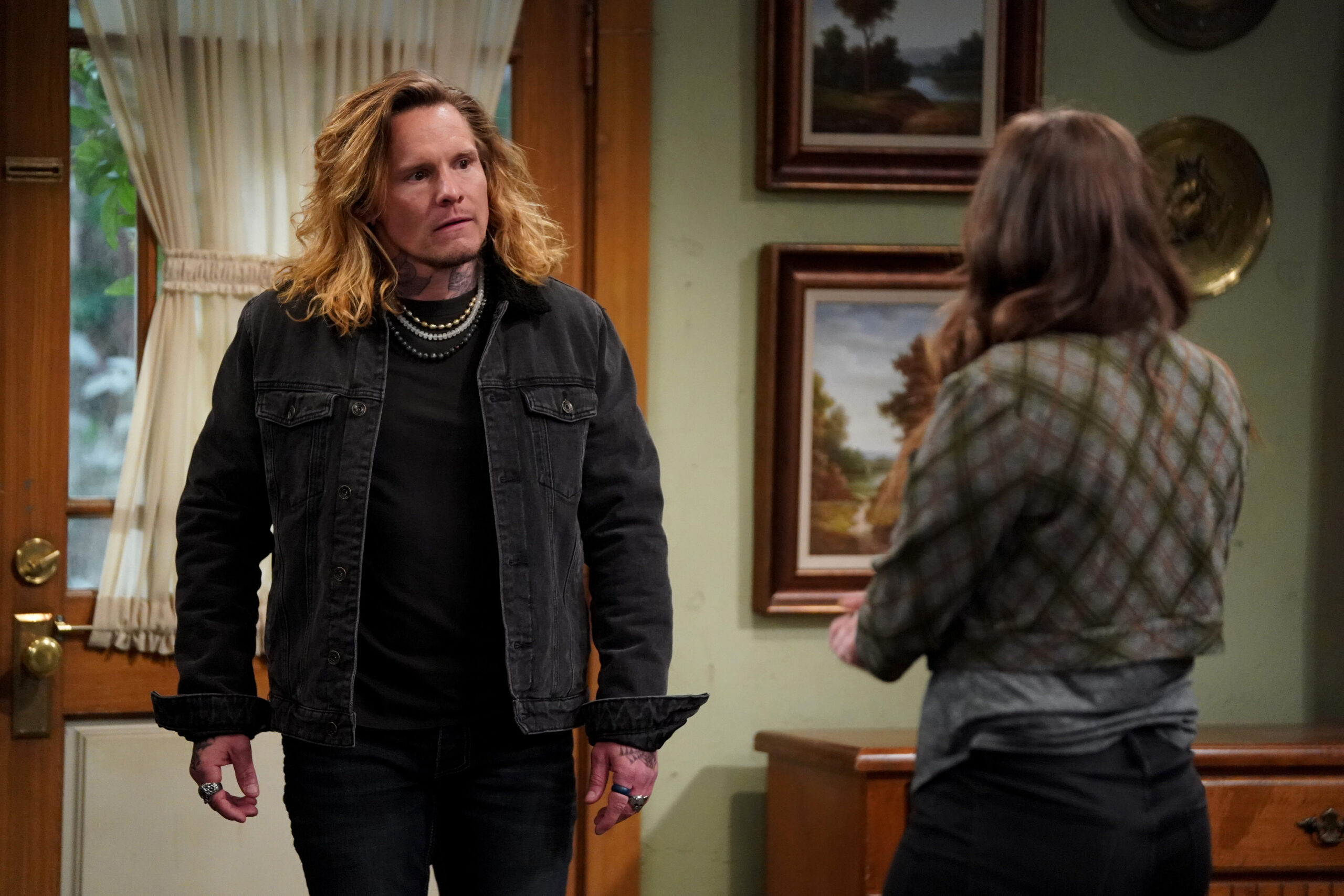 Preview — The Conners Season 4 Episode 20: A Judge and A Priest Walk ...