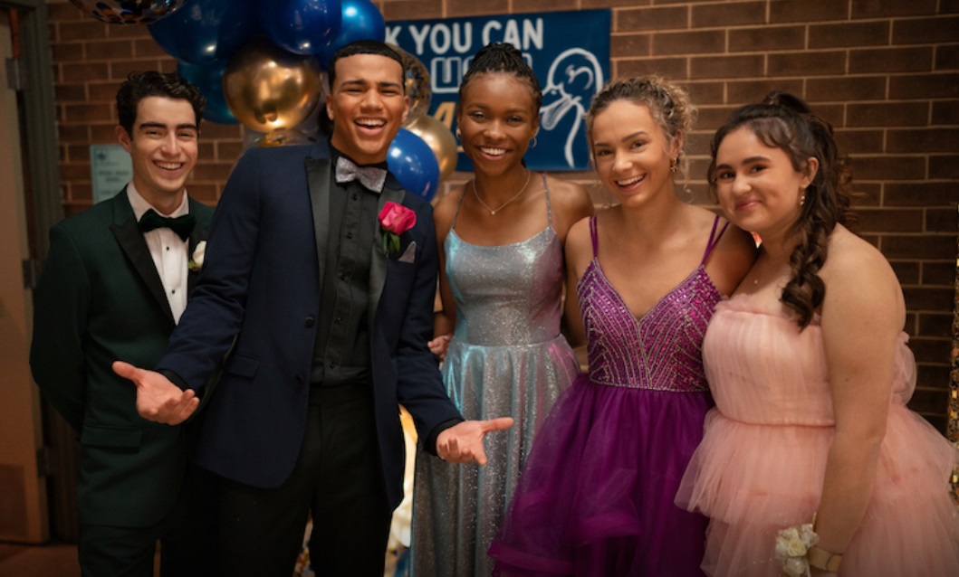 Naomi Review: Worst Prom Ever (Season 1 Episode 11)