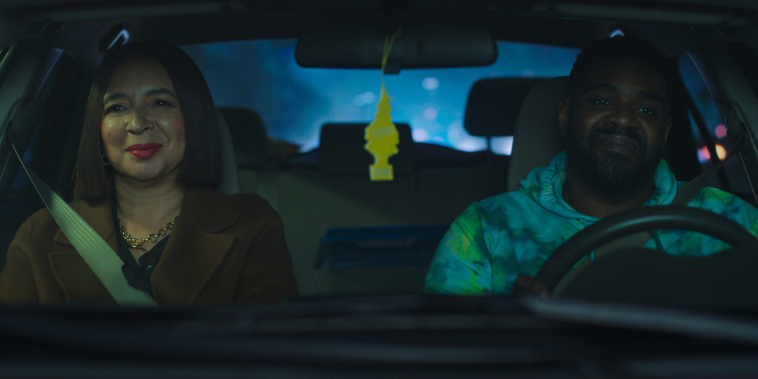 Loot Season 1 Episode 8 Review: Spades Night