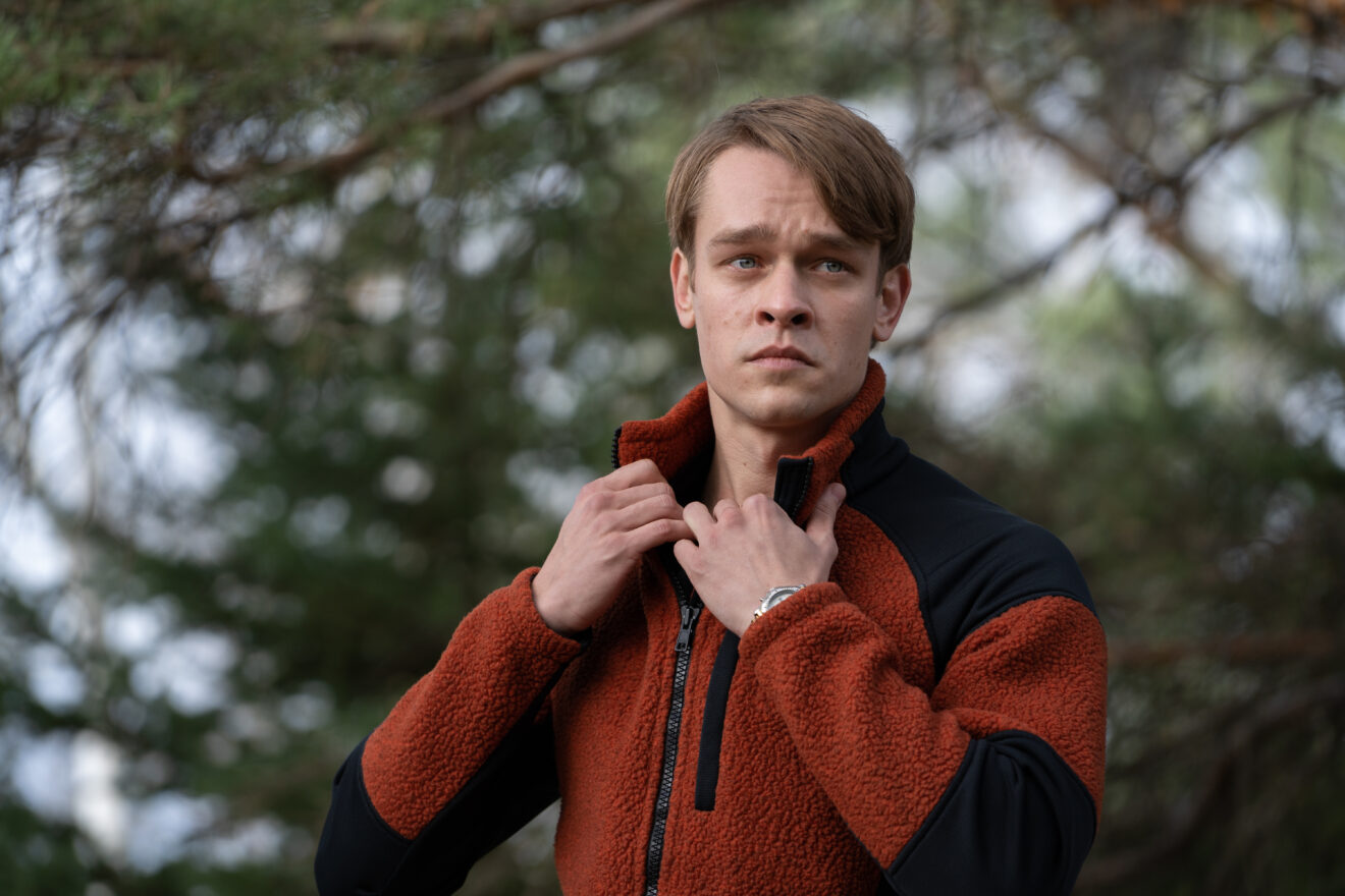 Thomas Elms Discusses His Character on ‘SkyMed’ [Interview]