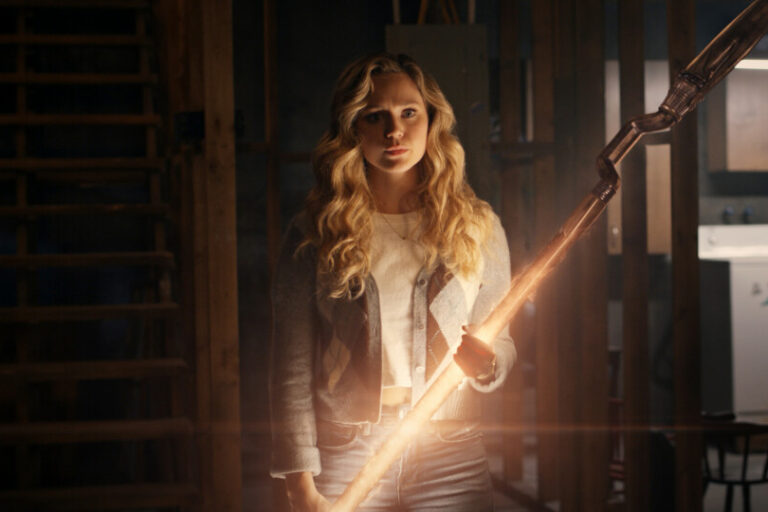 Stargirl Season 3 Episode 1 Review: Frenemies — Chapter One: The Murder