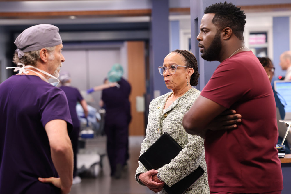 Chicago Med Season 8 First Look (Photos) | Tell-Tale TV