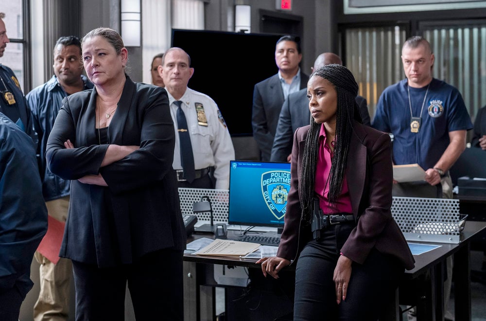 Law & Order: Organized Crime Season 3 Episode 1 Review: Gimme Shelter ...