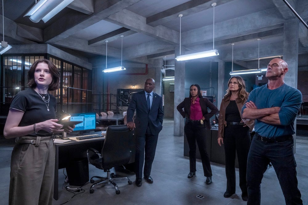 Law & Order: Organized Crime Season 3 Episode 1 Review: Gimme Shelter ...