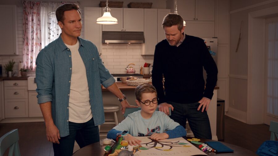 Ginny And Georgia Season 2 Episode 8 Scott Porter As Mayor Paul Randolph Diesel La Torraca As