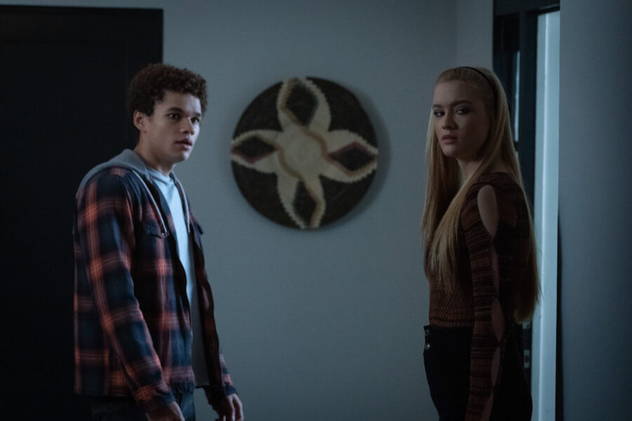 Wolf Pack Season 1 Episode 8 Review: Trophic Cascade