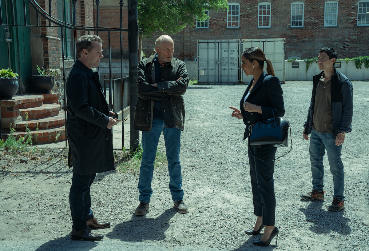 Rabbit Hole Season 1 Episode 6 Review: The Playbook