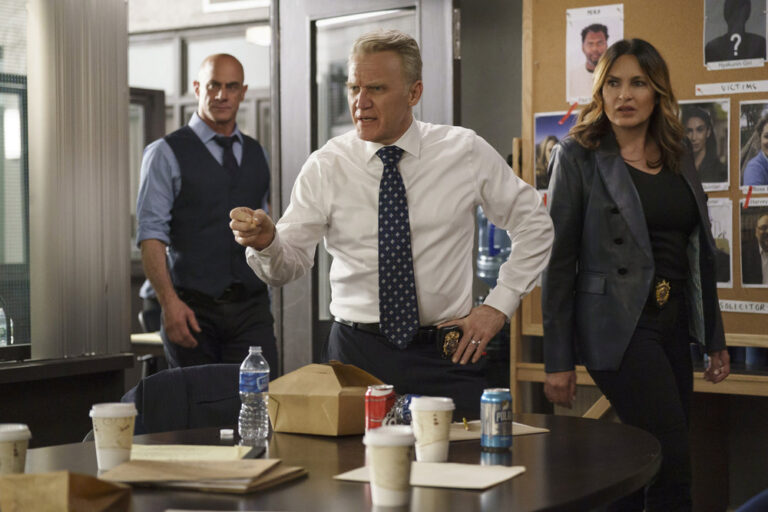 Law & Order: Special Victims Unit Season 24 Episode 22 Review: All Pain ...
