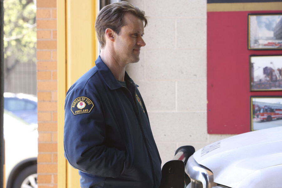 What to Watch on TV: NCIS: Los Angeles, The Flash, and The Marvelous ...