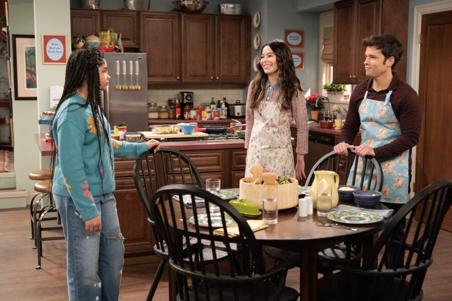 Preview — iCarly Season 3 Episode 9: iCreate a New Ecosystem