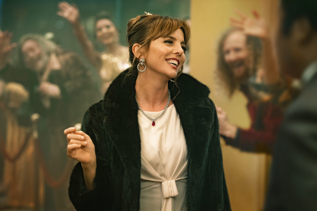 Minx Season 2 Episode 1 Review: The Perils of Being a Wealthy Widow