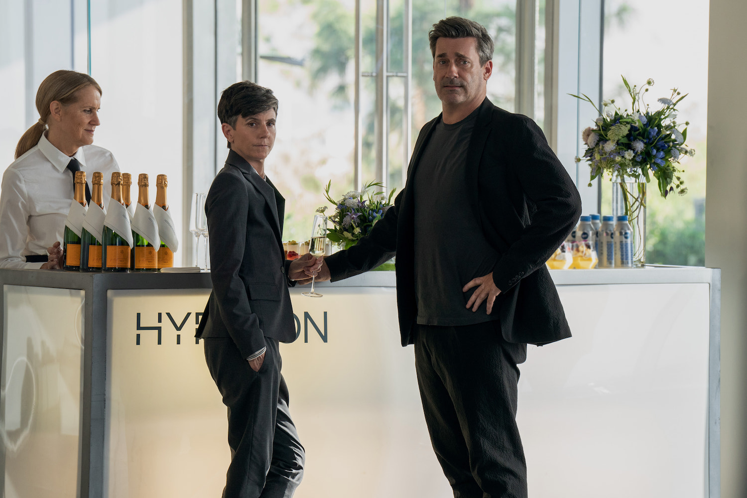 The Morning Show Season 3 Episodes 1 and 2 Review: The Karman Line ...