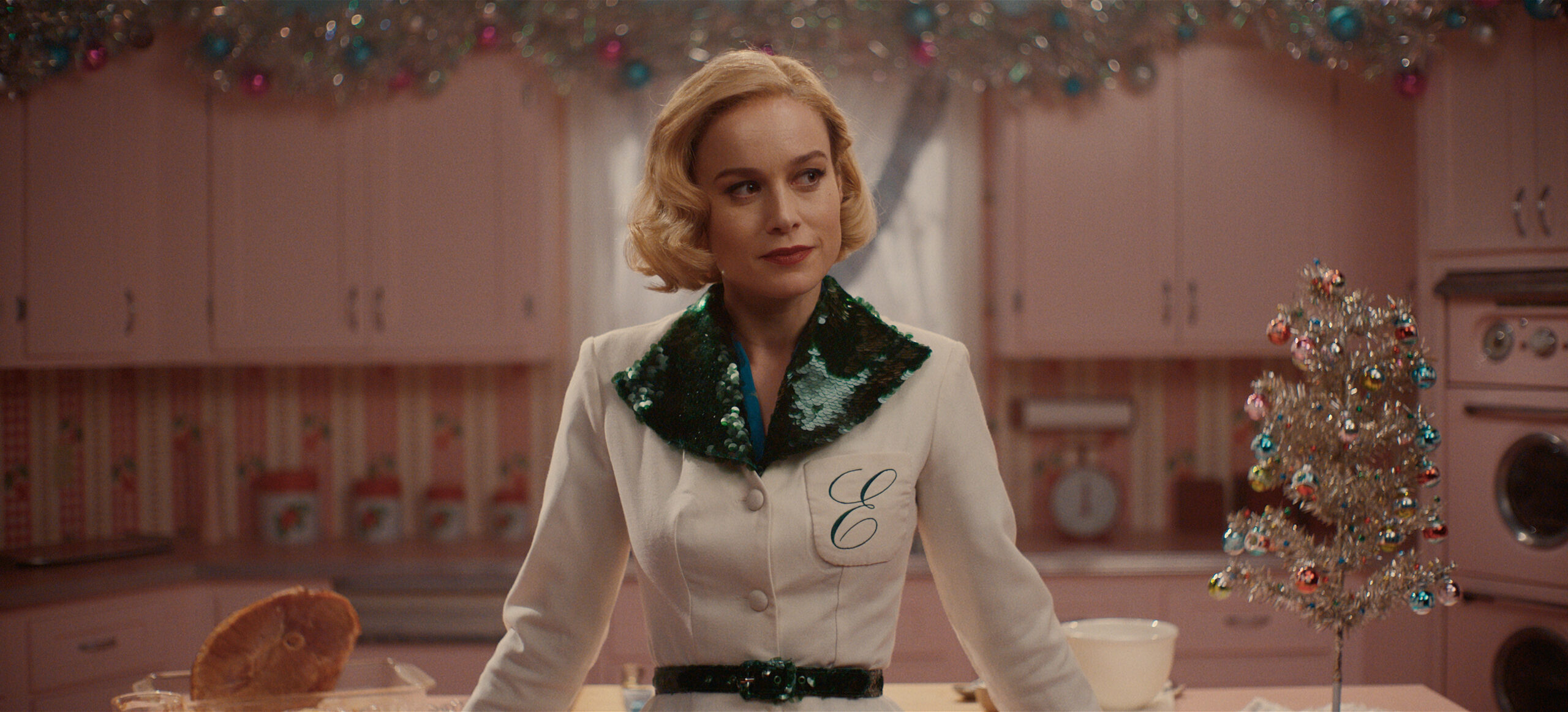 Lessons in Chemistry Season 1 Episode 8 Review: Introduction to Chemistry