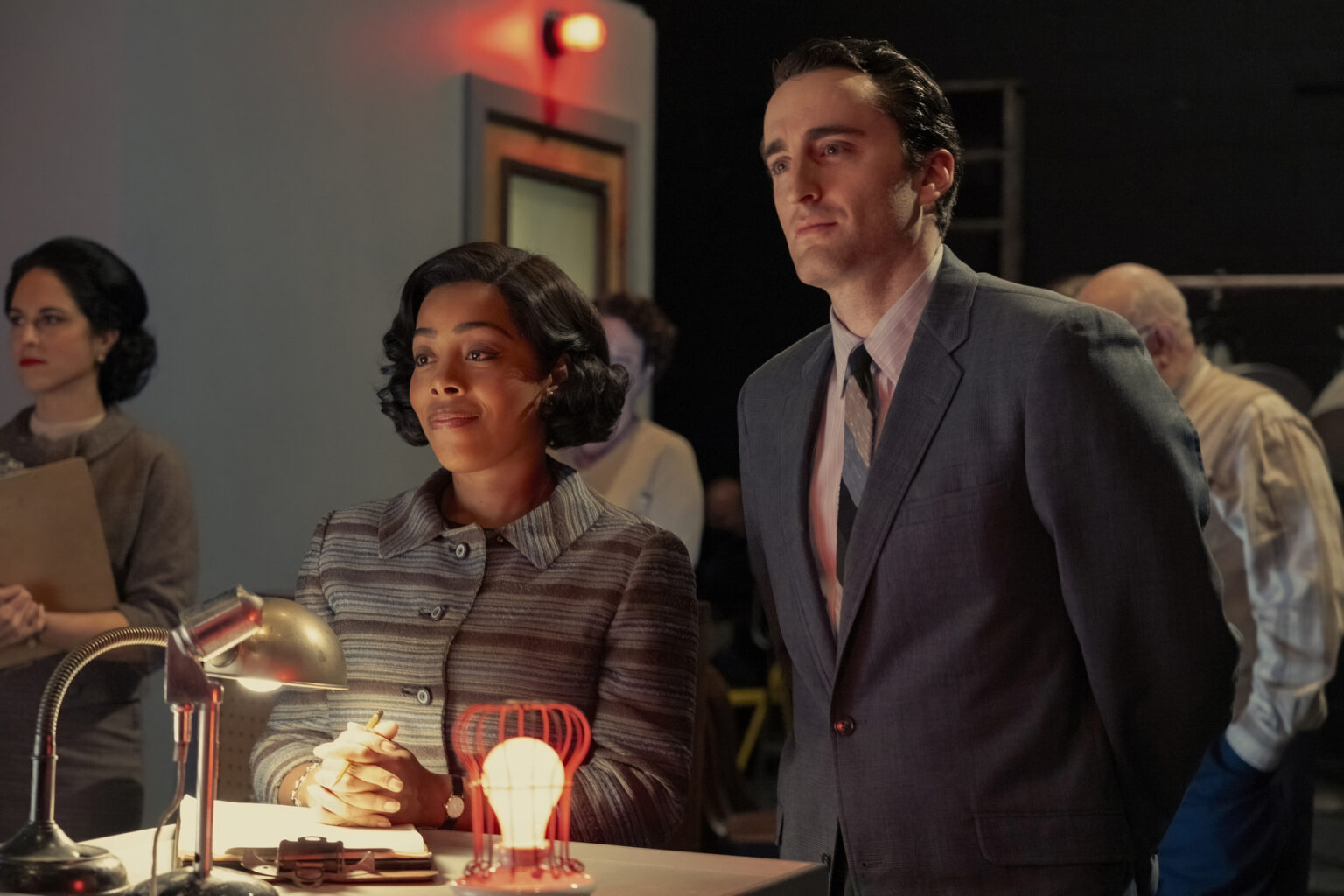 Julia Season 2 Episode 8 Review: Lobster Américaine