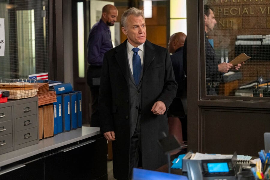 Law & Order: Special Victims Unit Season 25 Episode 1 Review: Tunnel Blind