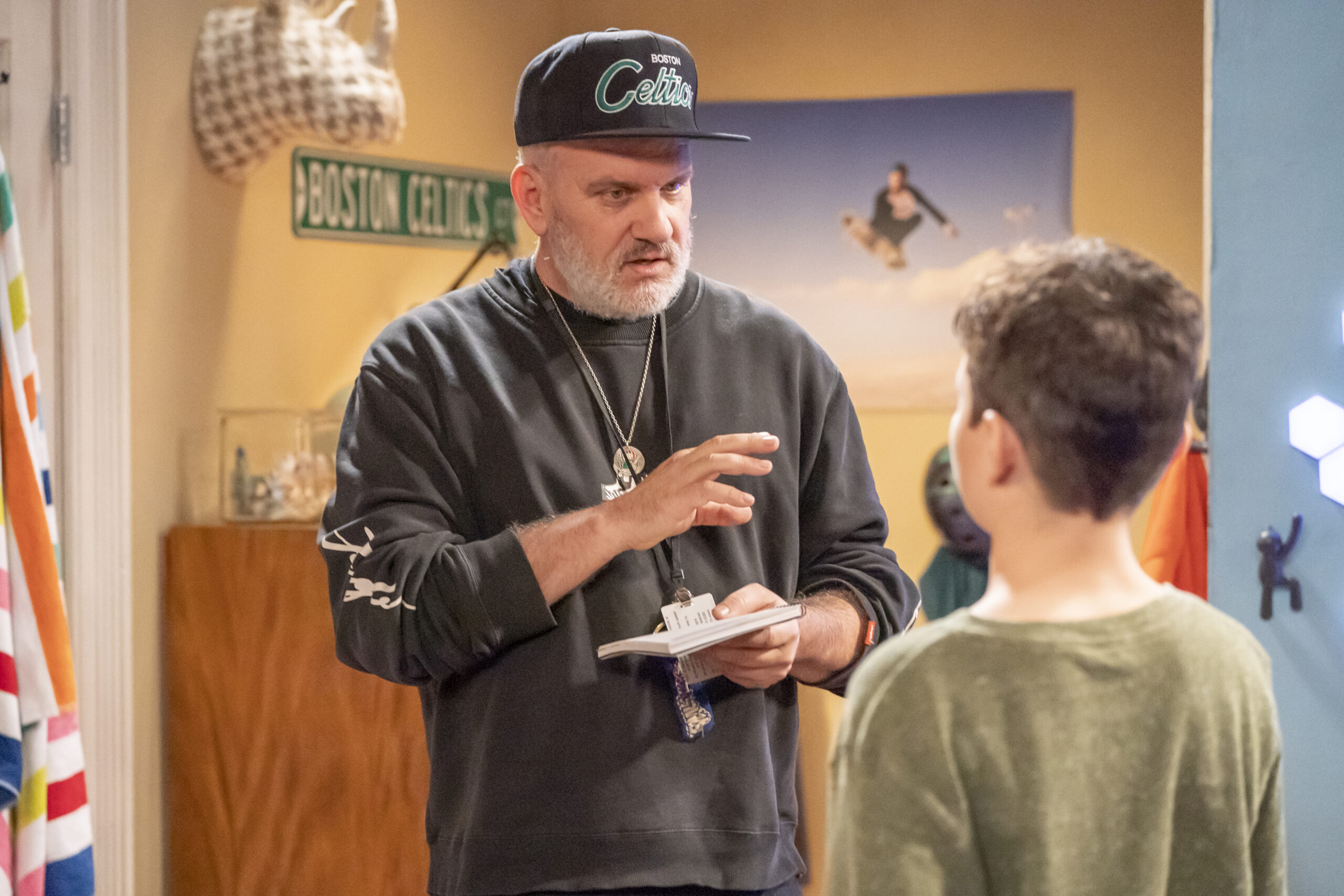 ‘Extended Family’ Creator Mike O’Malley Talks Series Inspirations and ...